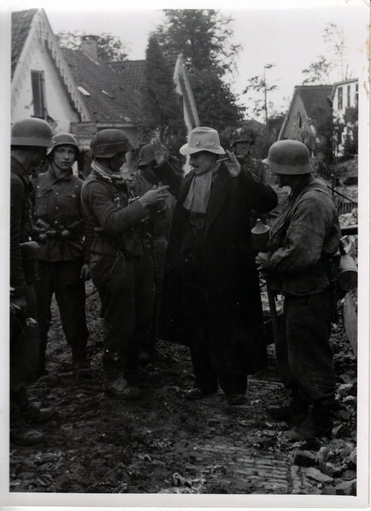 PHOTOS: the battle in Oosterbeek on Monday September 25 - Market Garden ...